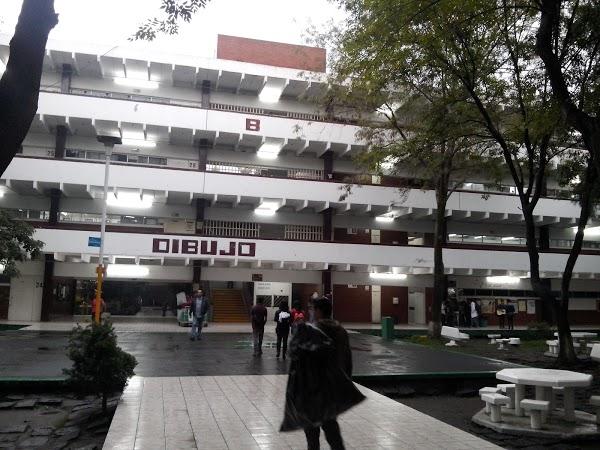 CECYT 6 Miguel Othón de Mendizabal en Ciudad de México
